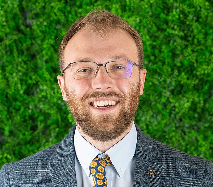 Tom Tree's Instagram, Twitter & Facebook on IDCrawl